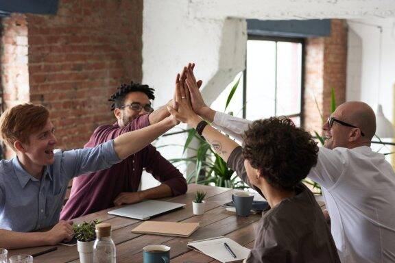 8 Essential Collaborative Skills (+ How to Promote Them)