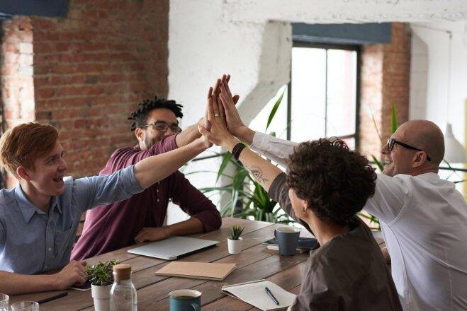 8 Essential Collaborative Skills (+ How to Promote Them)