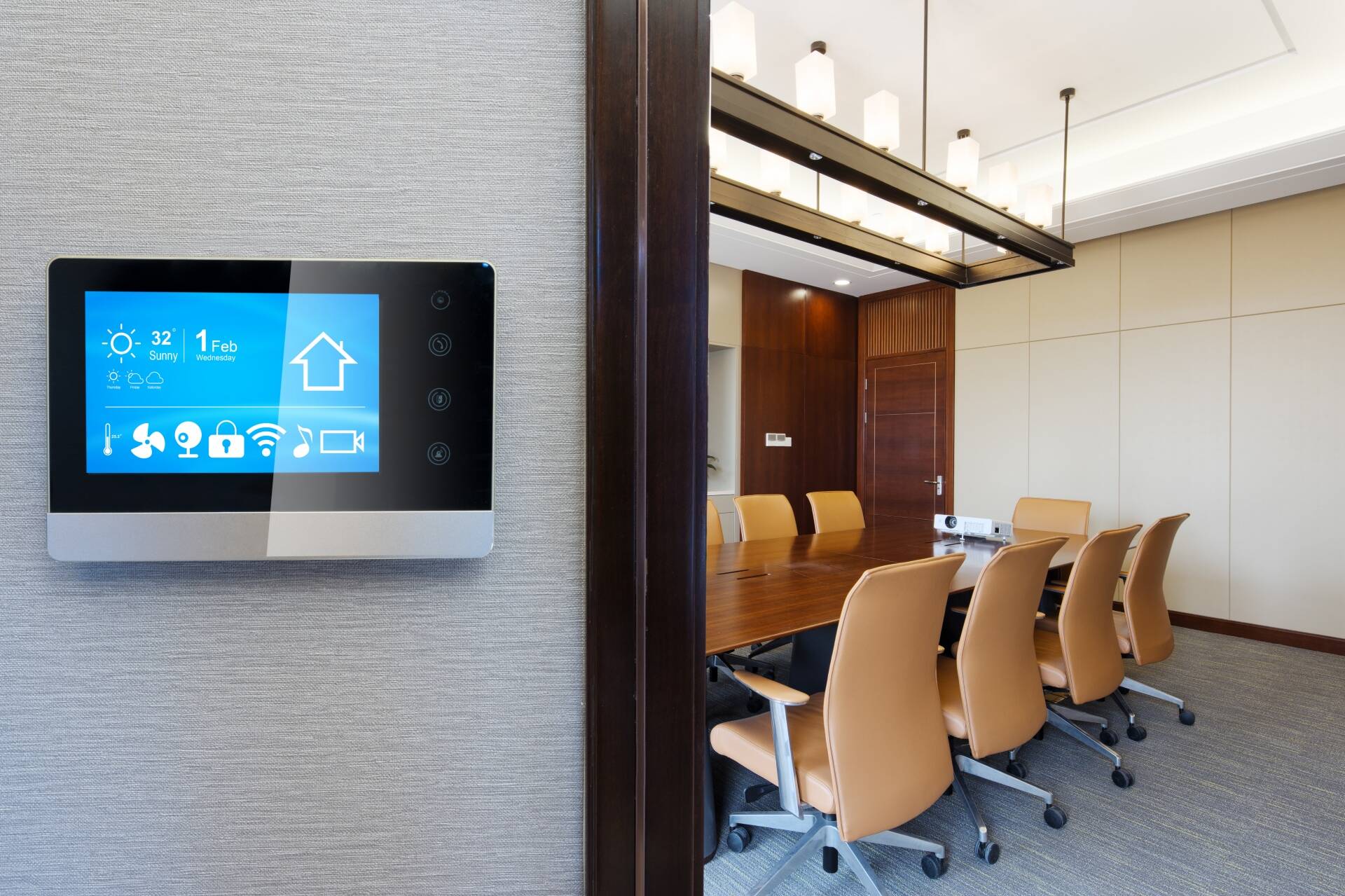 3 Benefits Of Meeting Room Displays For Modern Offices